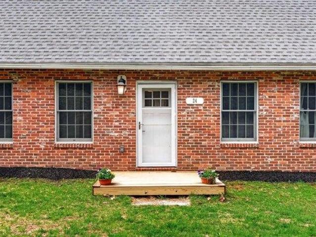 house with 3 bedroom, Gorham ME DLS103100909