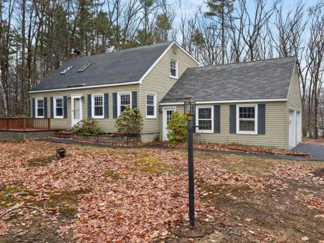 house with 3 bedroom, Gorham ME DS102479341