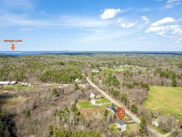 house with 3 bedroom, Gorham ME DS102216623