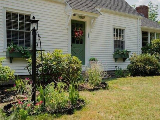 house with 3 bedroom, Gorham ME DS104299374