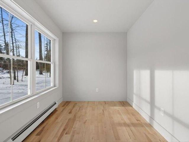 house with 3 bedroom, Gorham ME ES105105944
