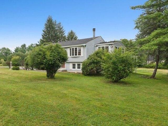 house with 3 bedroom, Gorham ME ES105115361