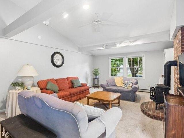 house with 3 bedroom, Gorham ME ES105143803