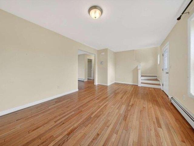 house with 3 bedroom, Gorham ME ES105203672