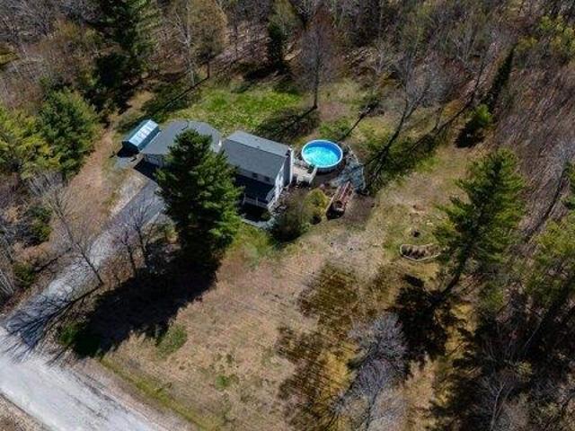 house with 3 bedroom, Gorham NH DLS103070583