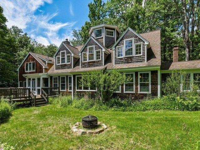 house with 3 bedroom, Goshen MA DS104295968