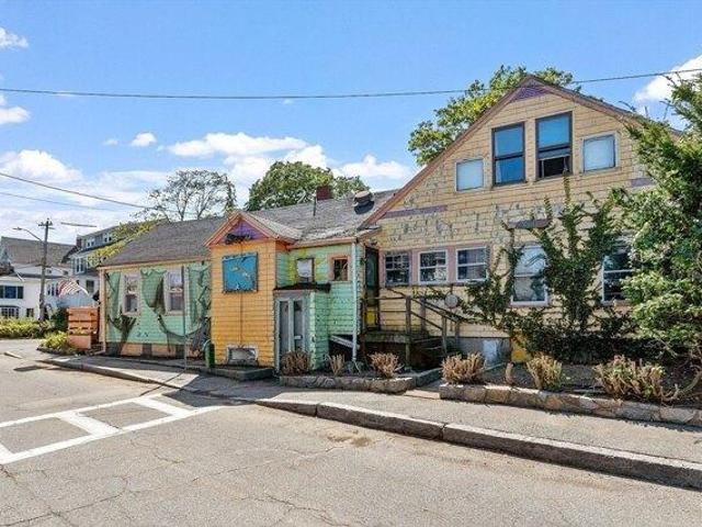 house with 3 bedroom, Gloucester MA DLS102158475