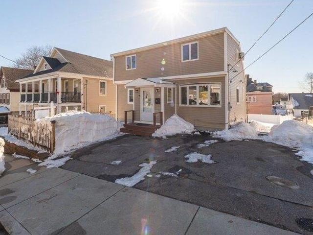 house with 3 bedroom, Gloucester MA DLS102448149
