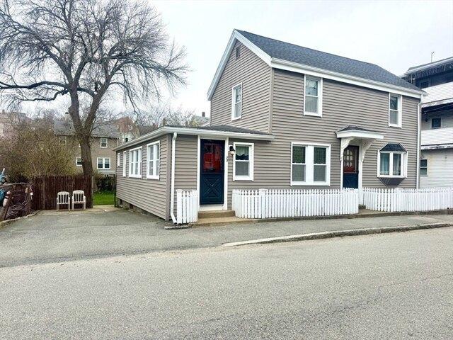 house with 3 bedroom, Gloucester MA DS103189545