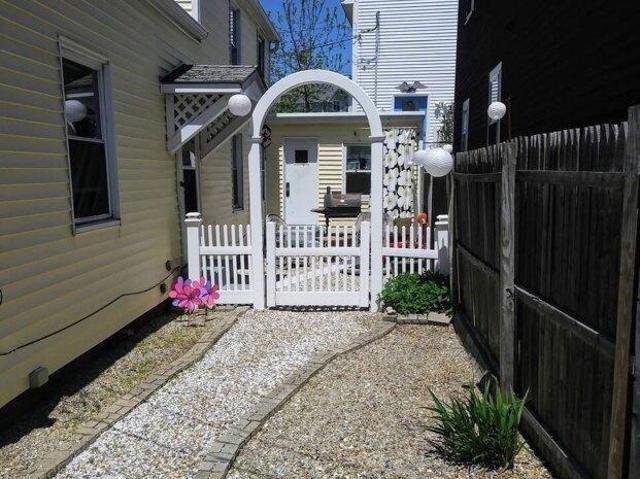 house with 3 bedroom, Gloucester MA DS103434830