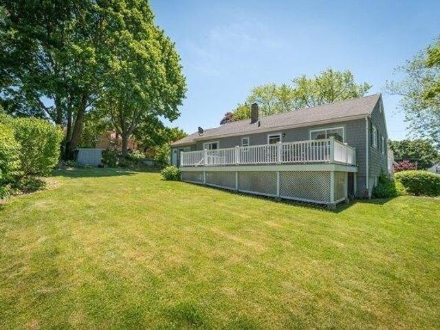 house with 3 bedroom, Gloucester MA ES104191158