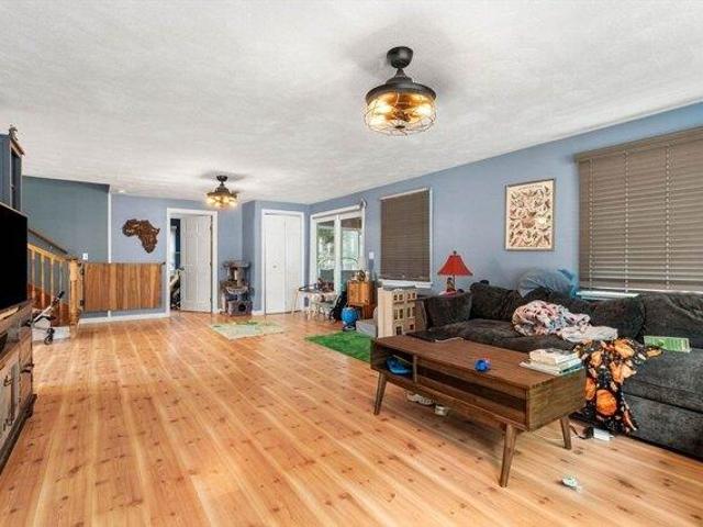 house with 3 bedroom, Gloucester MA ES104832791
