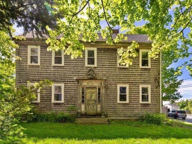 house with 3 bedroom, Gloucester MA ES105191497