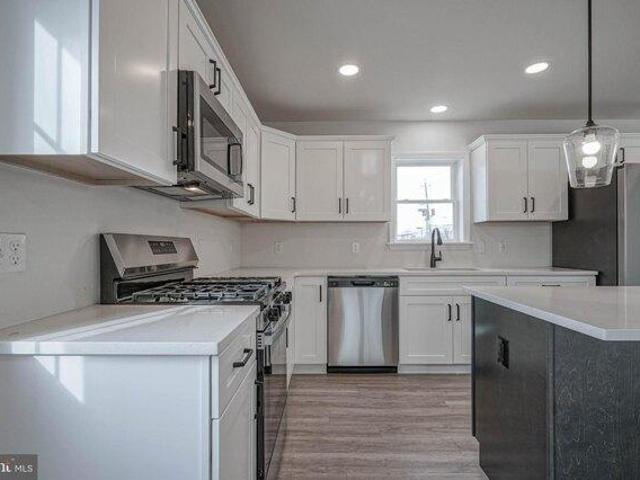 house with 3 bedroom, Gloucester City NJ DLS102559552