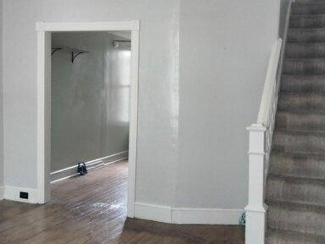 house with 3 bedroom, Gloucester City NJ ES105157064