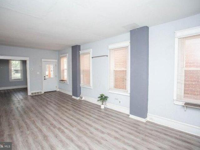 house with 3 bedroom, Gloucester City NJ ES105159832