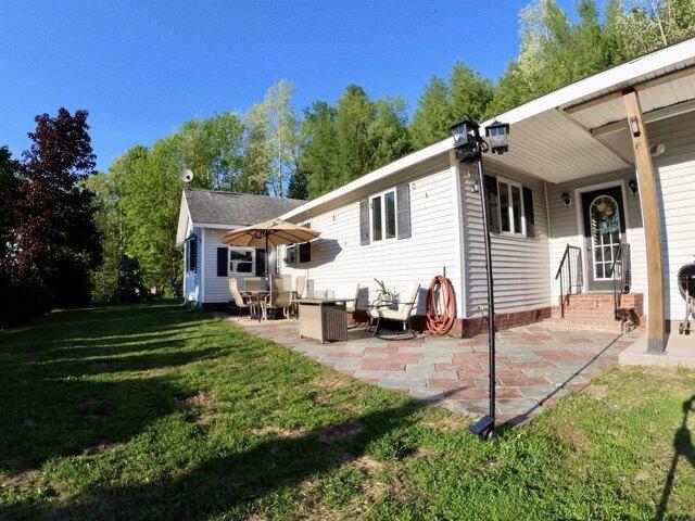 house with 3 bedroom, Glover VT DS104077274