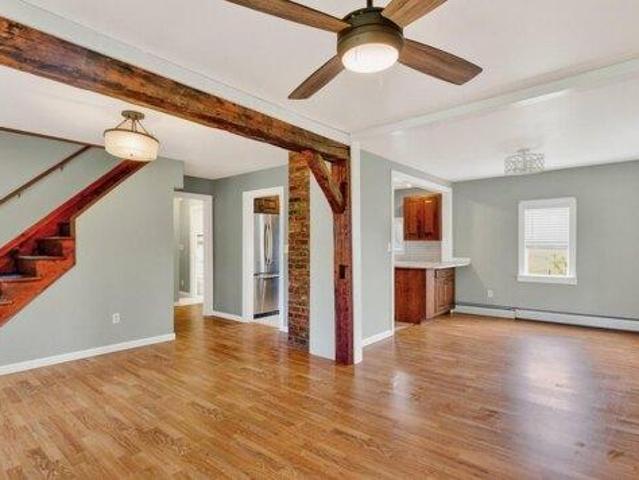 house with 3 bedroom, Gloversville NY ES103620629