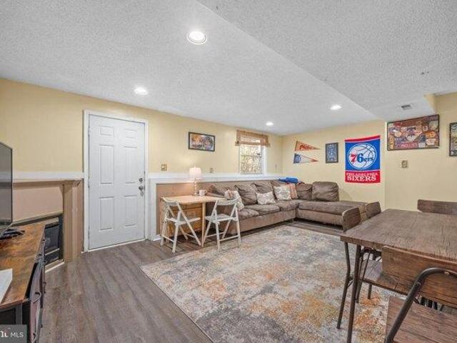 house with 3 bedroom, Glassboro NJ DS102529763