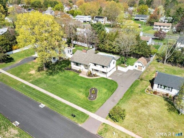 house with 3 bedroom, Glastonbury CT DLS102062075