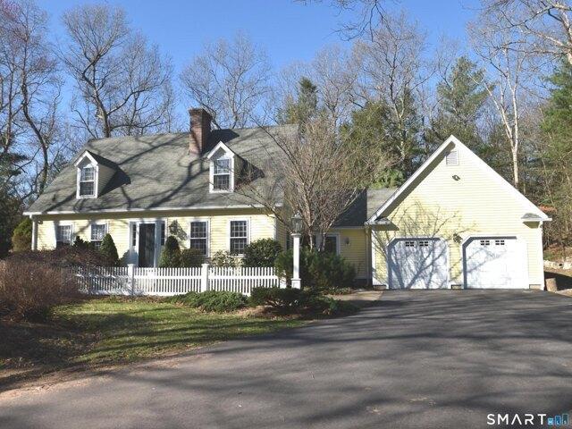 house with 3 bedroom, Glastonbury CT DS102346766