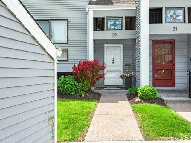 house with 3 bedroom, Glastonbury CT DS103070317