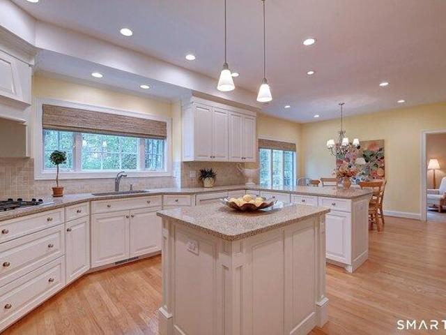 house with 3 bedroom, Glastonbury CT DS103071711