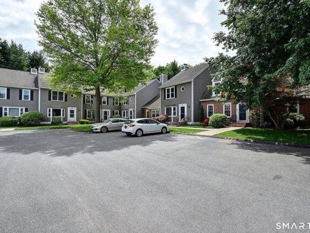 house with 3 bedroom, Glastonbury CT DS103128412