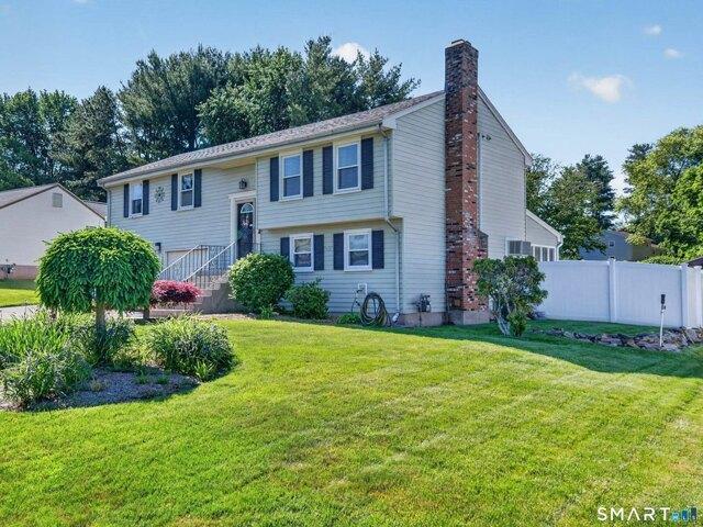house with 3 bedroom, Glastonbury CT DS104078527