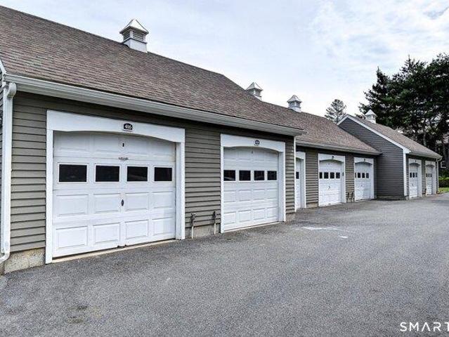 house with 3 bedroom, Glastonbury CT ES103128412