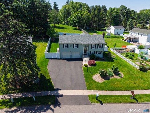 house with 3 bedroom, Glastonbury CT ES104078527