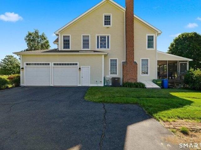 house with 3 bedroom, Glastonbury CT ES104481869