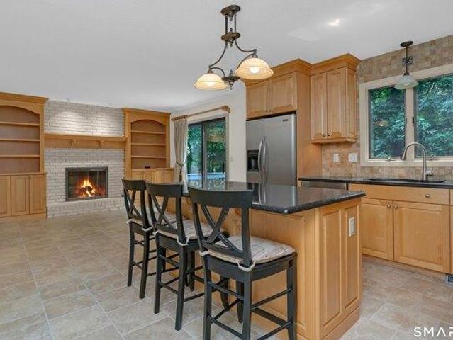 house with 3 bedroom, Glastonbury CT ES105116387