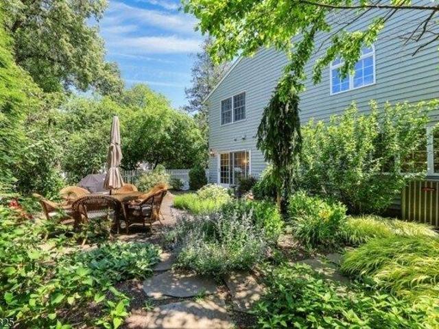 house with 3 bedroom, Glen Rock NJ ES104409983