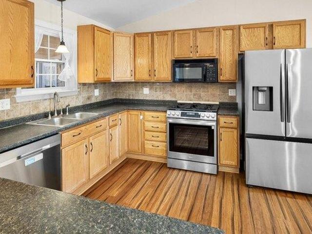 house with 3 bedroom, Glenburn ME ES104009977