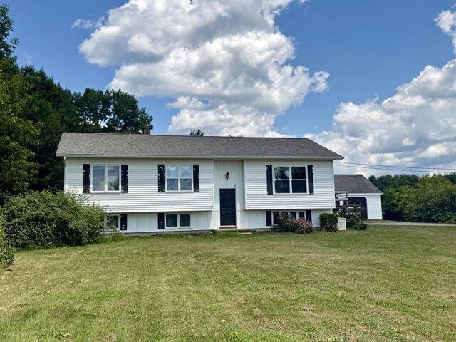 house with 3 bedroom, Glenburn ME ES104375258