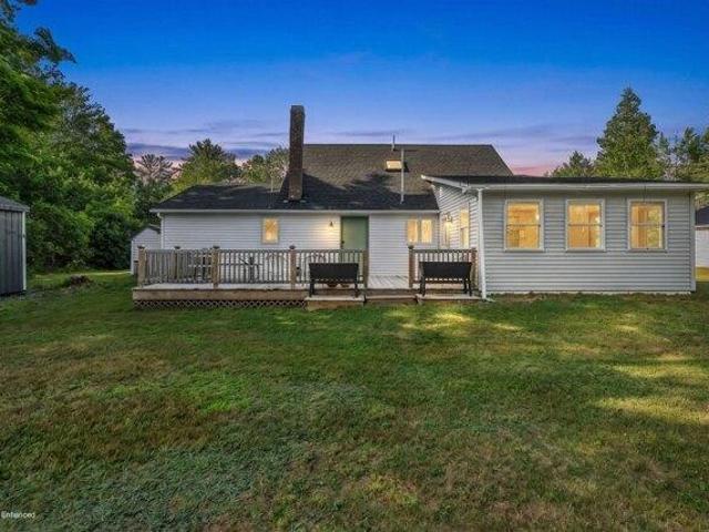 house with 3 bedroom, Glenburn ME ES105155849
