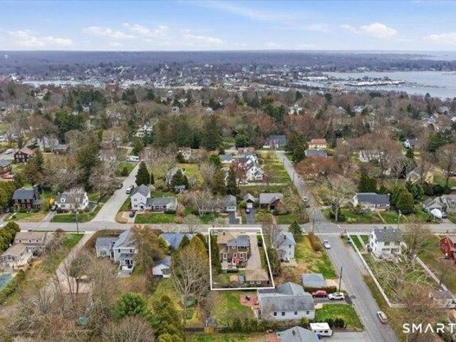 house with 3 bedroom, Groton CT DLS102562810