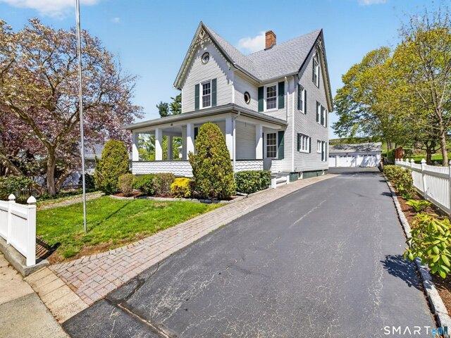 house with 3 bedroom, Groton CT DLS102724032