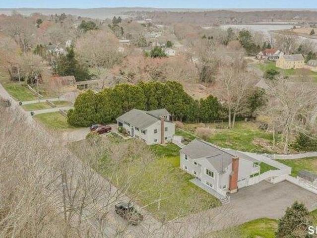 house with 3 bedroom, Groton CT DS102445998