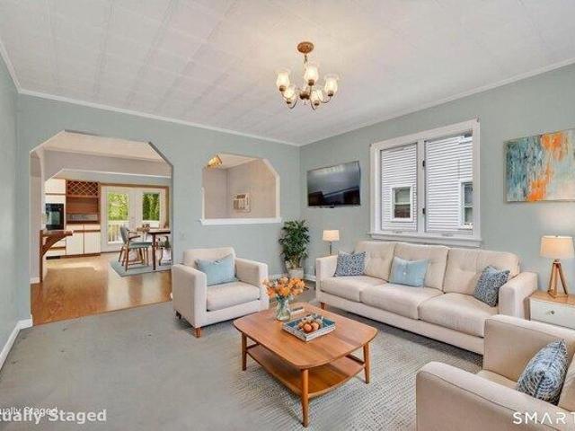 house with 3 bedroom, Groton CT ES103187669