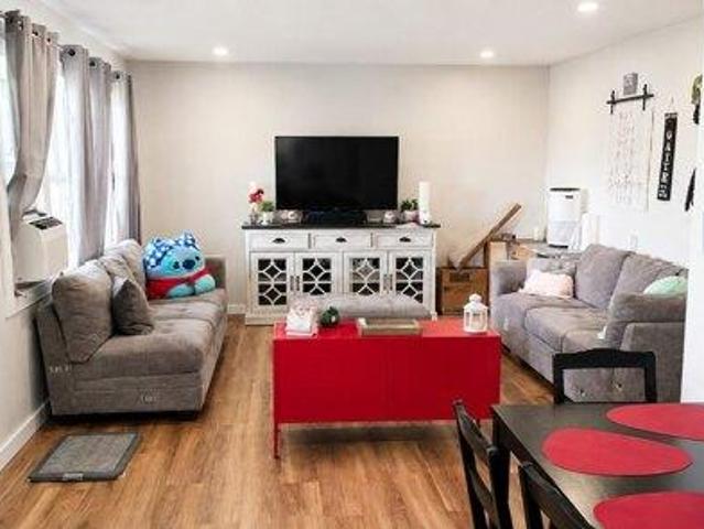 house with 3 bedroom, Groton CT ES104809990