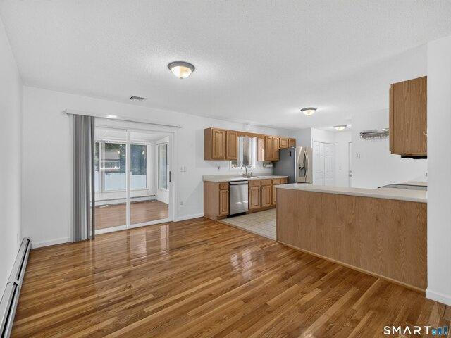 house with 3 bedroom, Groton CT ES104810854