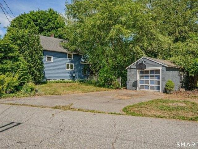 house with 3 bedroom, Groton CT ES104077577