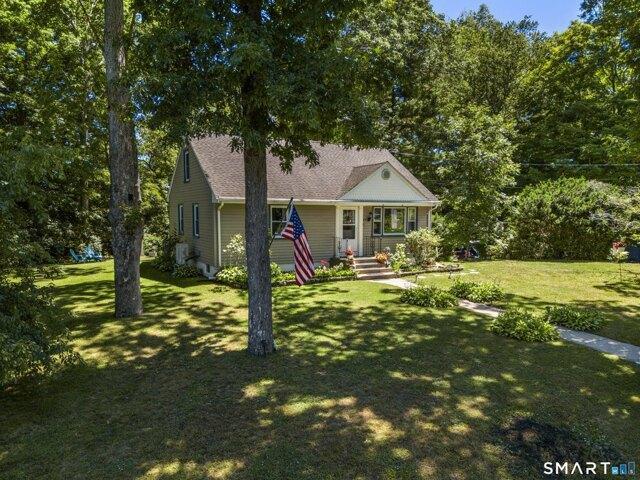 house with 3 bedroom, Groton CT ES105157850