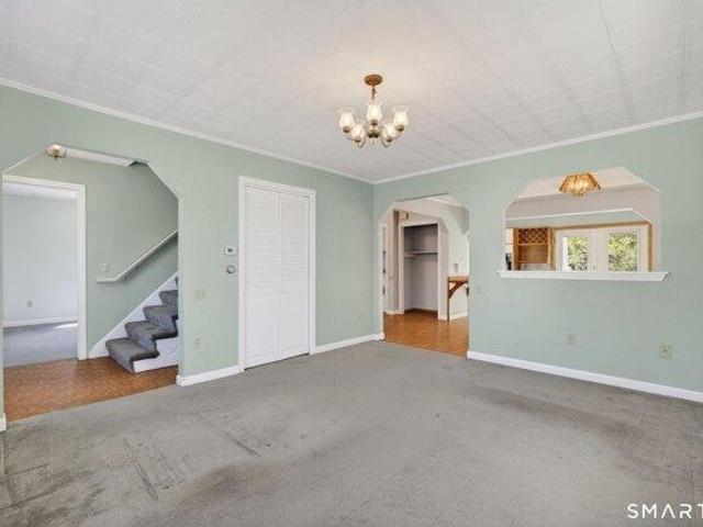 house with 3 bedroom, Groton CT ES105176471