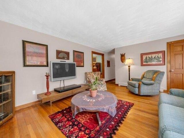 house with 3 bedroom, Groton MA DS104442545
