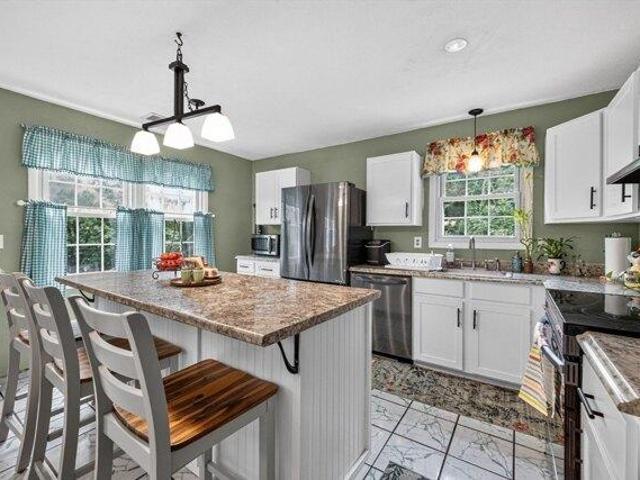 house with 3 bedroom, Groton MA DS104263667