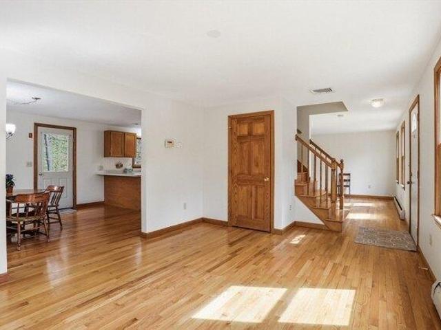 house with 3 bedroom, Groton MA ES102860890