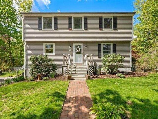 house with 3 bedroom, Groveland MA DS102586007